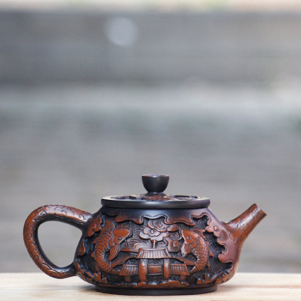Jian Shui Clay "Yu Yue Long Men" Teapot by Xiong Liang Hui Yunnan ...