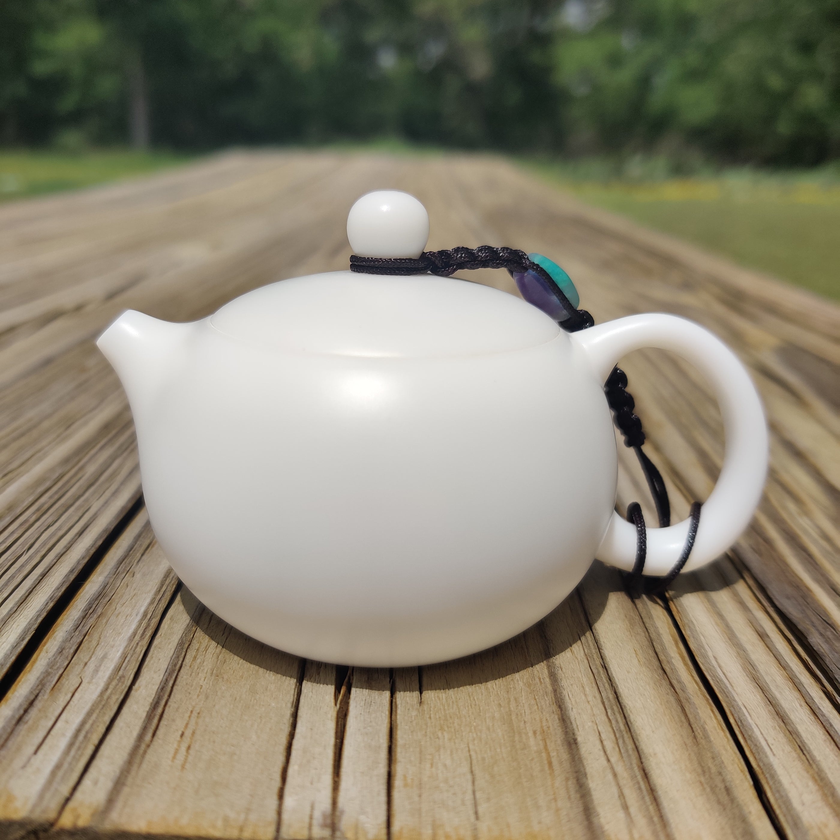 Mutton Fat Jade Porcelain "Xi Shi" Teapot Yunnan Sourcing Tea Shop