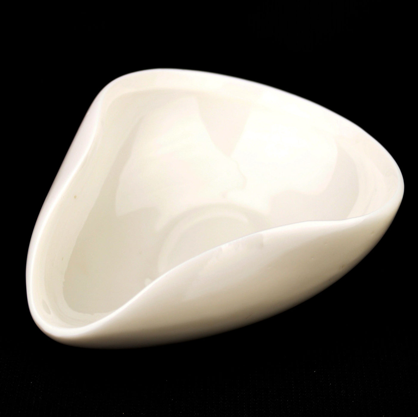 White Porcelain "Classic Cha He" Presentation vessel Yunnan Sourcing ...