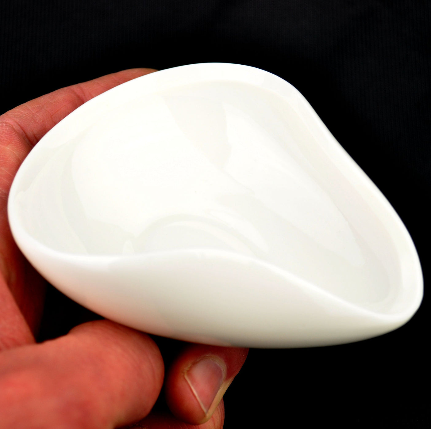 White Porcelain "Classic Cha He" Presentation vessel Yunnan Sourcing ...