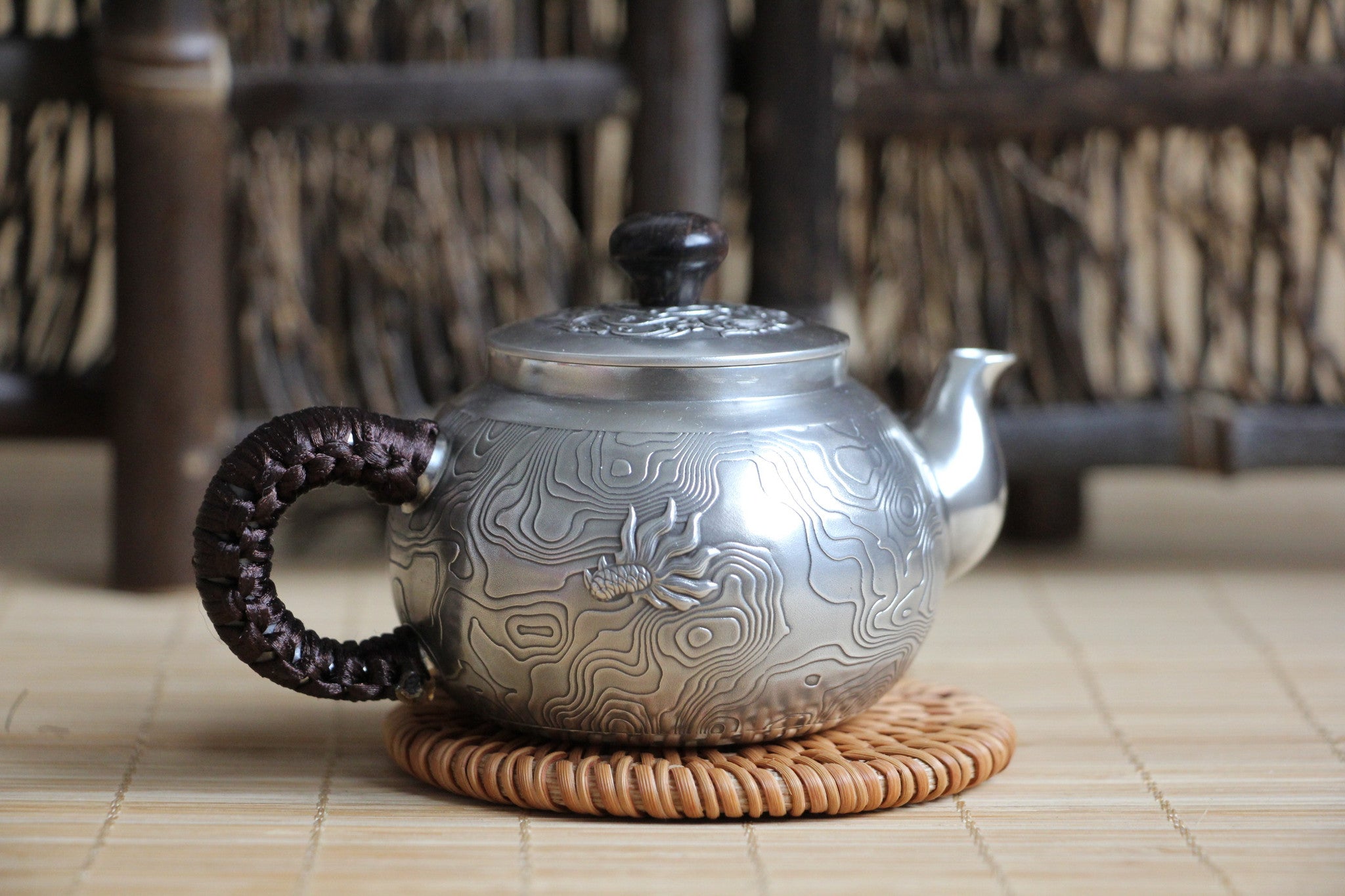 Pure Silver 999 "Roving Dragon" Teapot * 120ml Yunnan Sourcing Tea Shop
