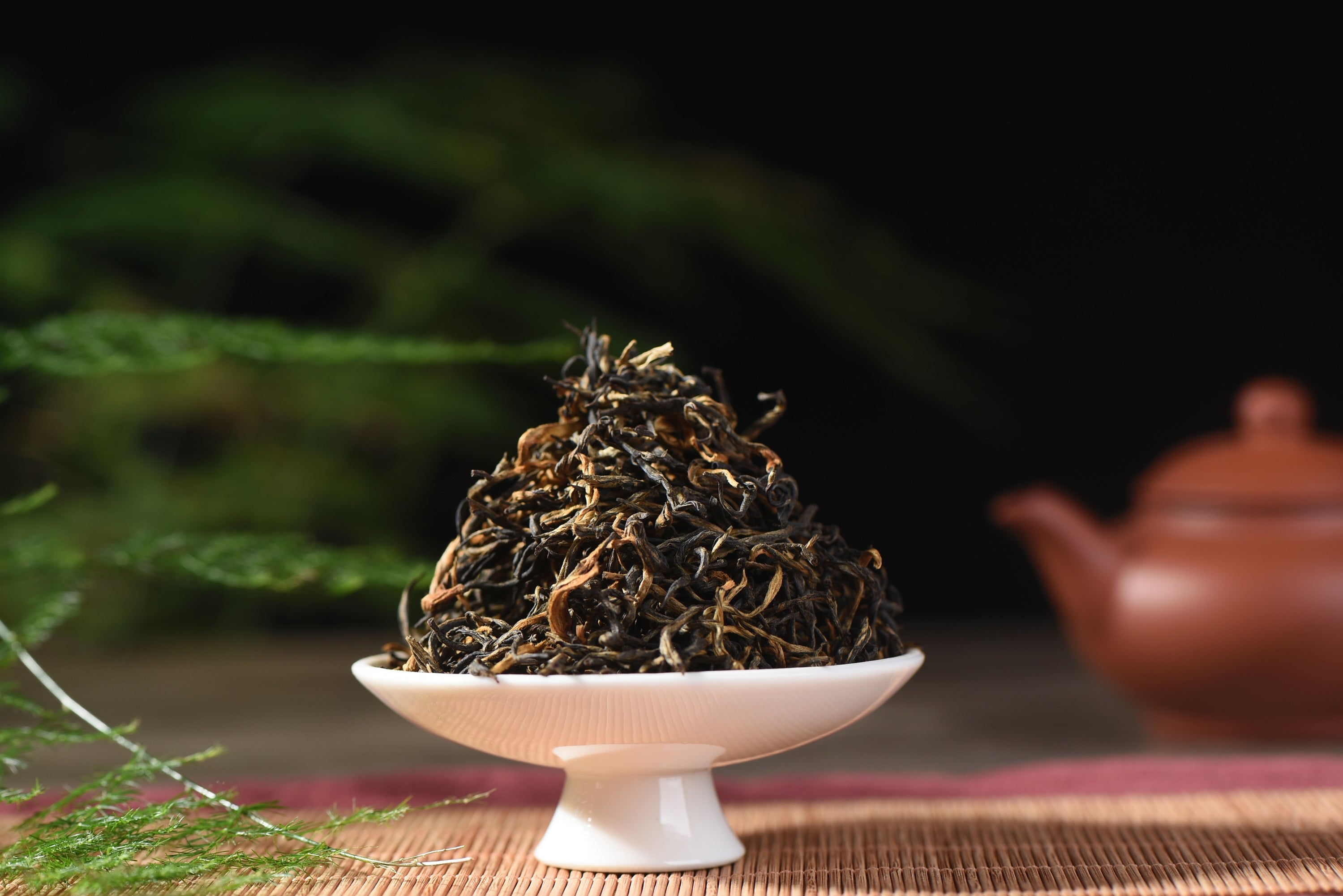 Traditional Process Dian Hong Black Tea of Feng Qing — Yunnan Sourcing ...