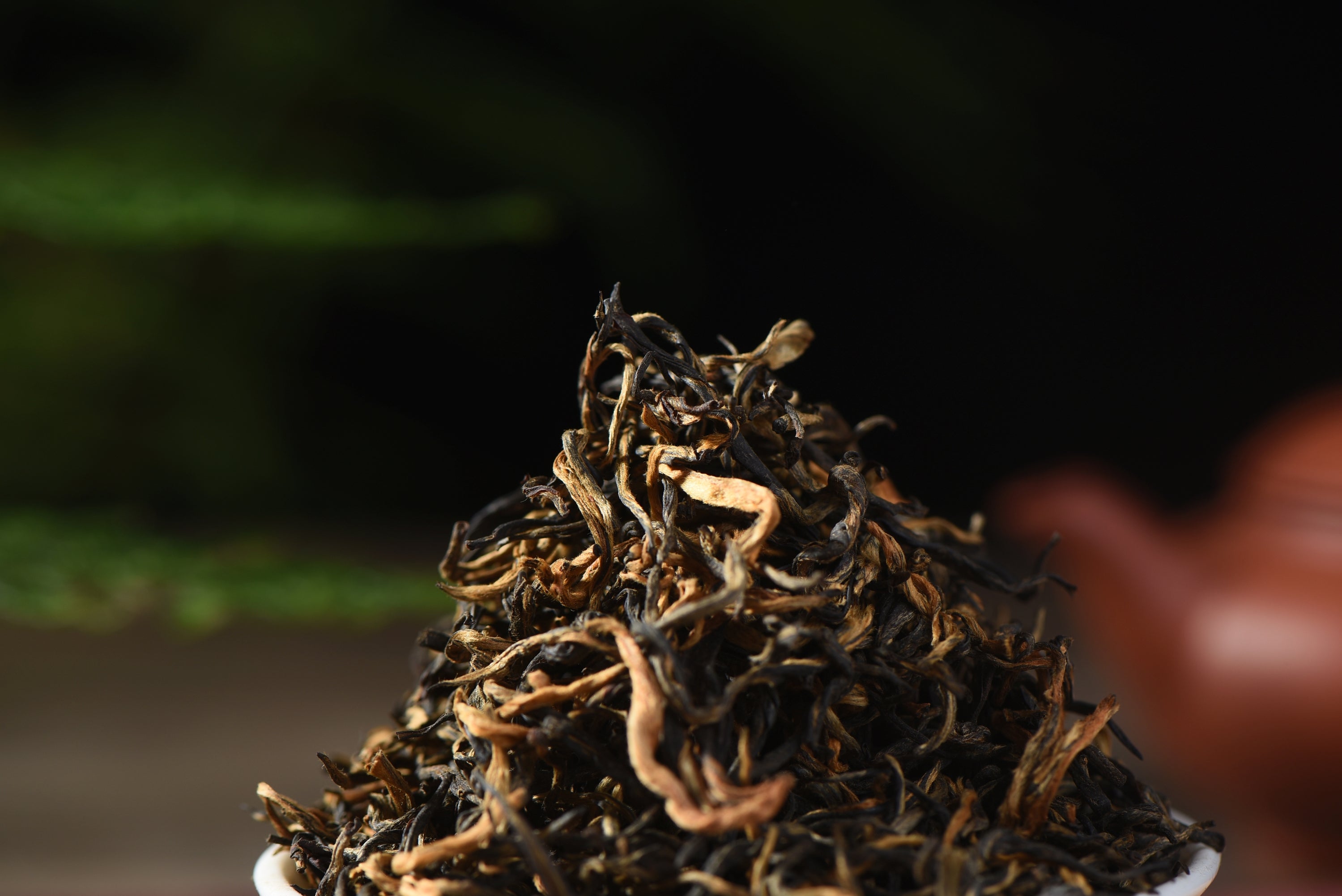 Traditional Process Dian Hong Black Tea of Feng Qing — Yunnan Sourcing ...