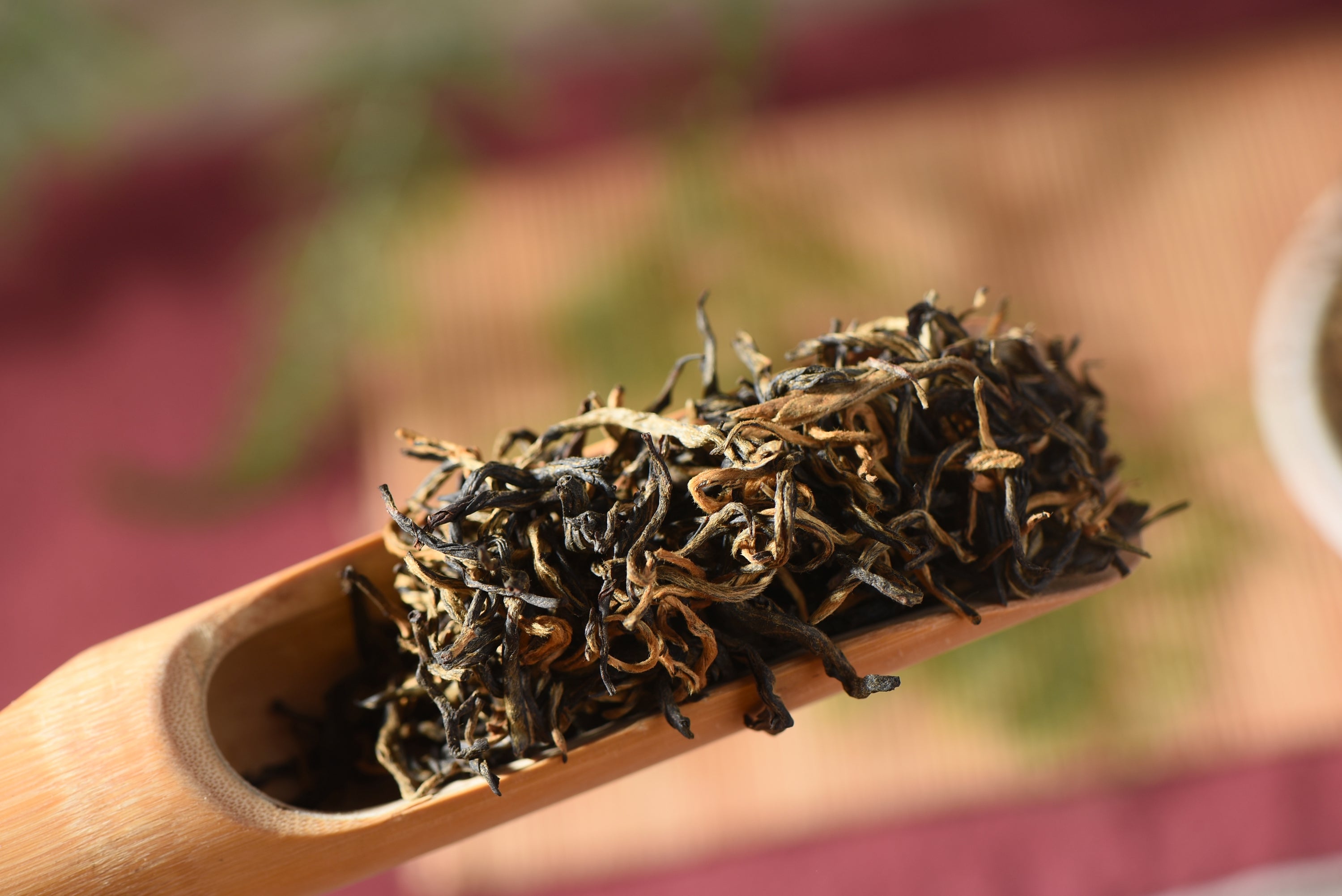 Traditional Process Dian Hong Black Tea of Feng Qing — Yunnan Sourcing ...