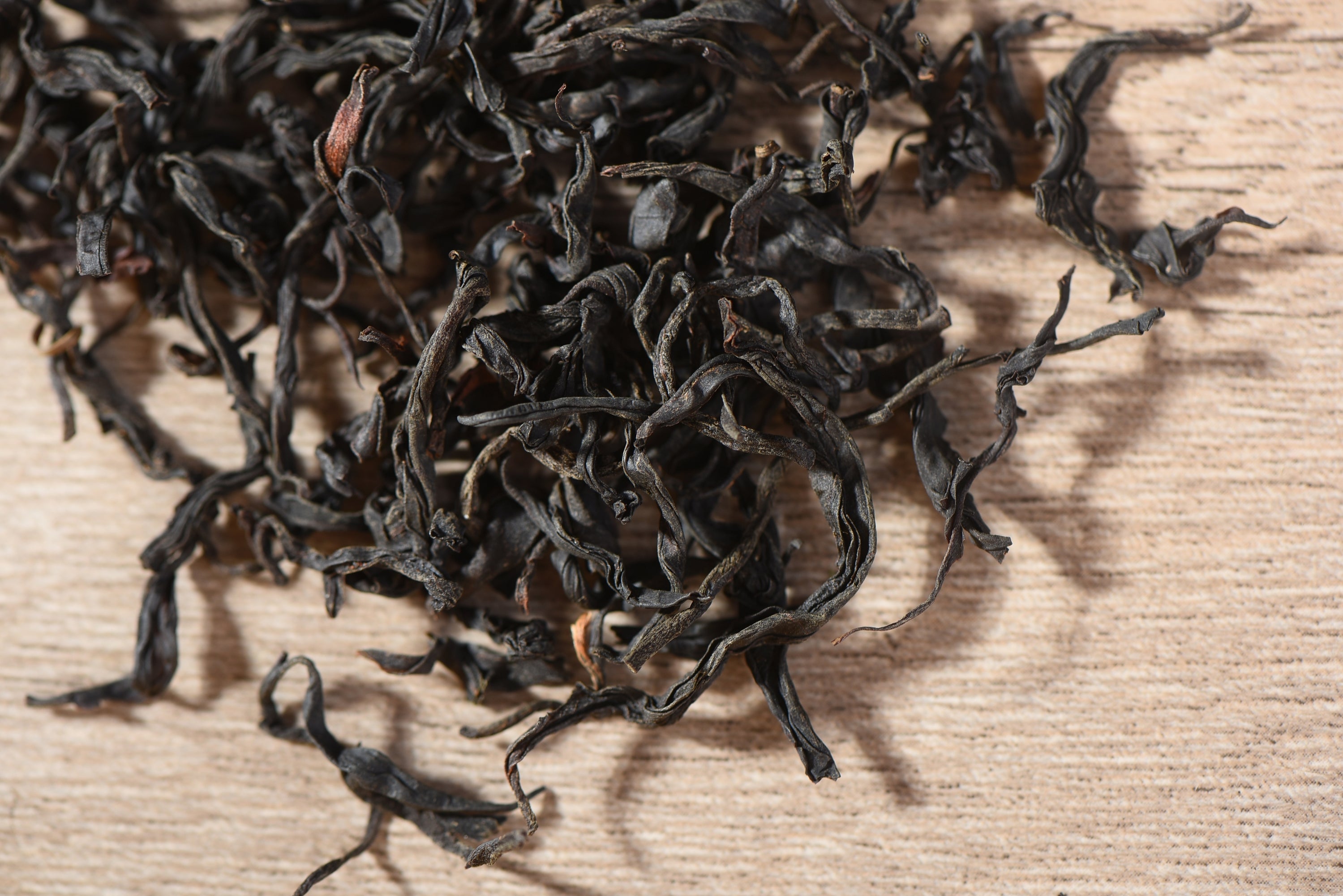 Feng Qing Ye Sheng Hong Cha Wild Tree Purple Black Tea Yunnan Sourcing ...