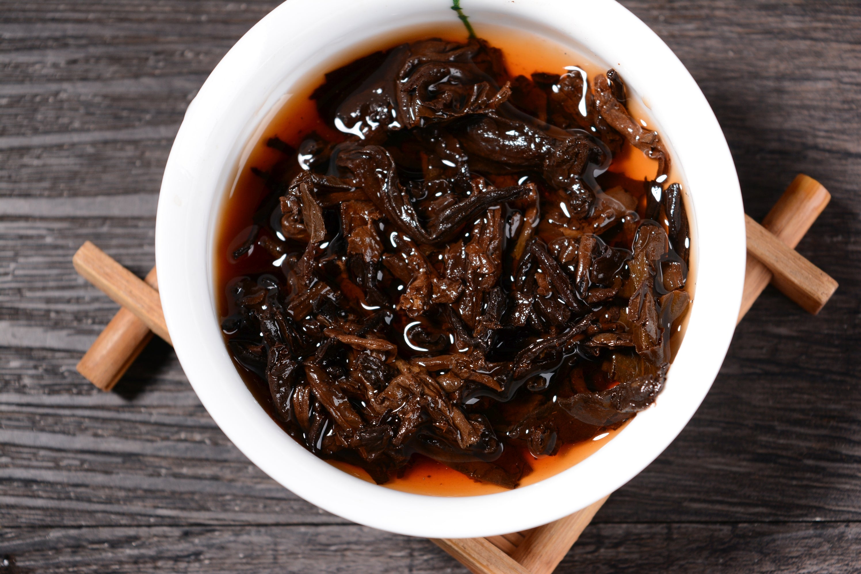 2014 White Wrapper "Generic 7572" Menghai Ripe Pu-erh Tea Cake — Yunnan ...