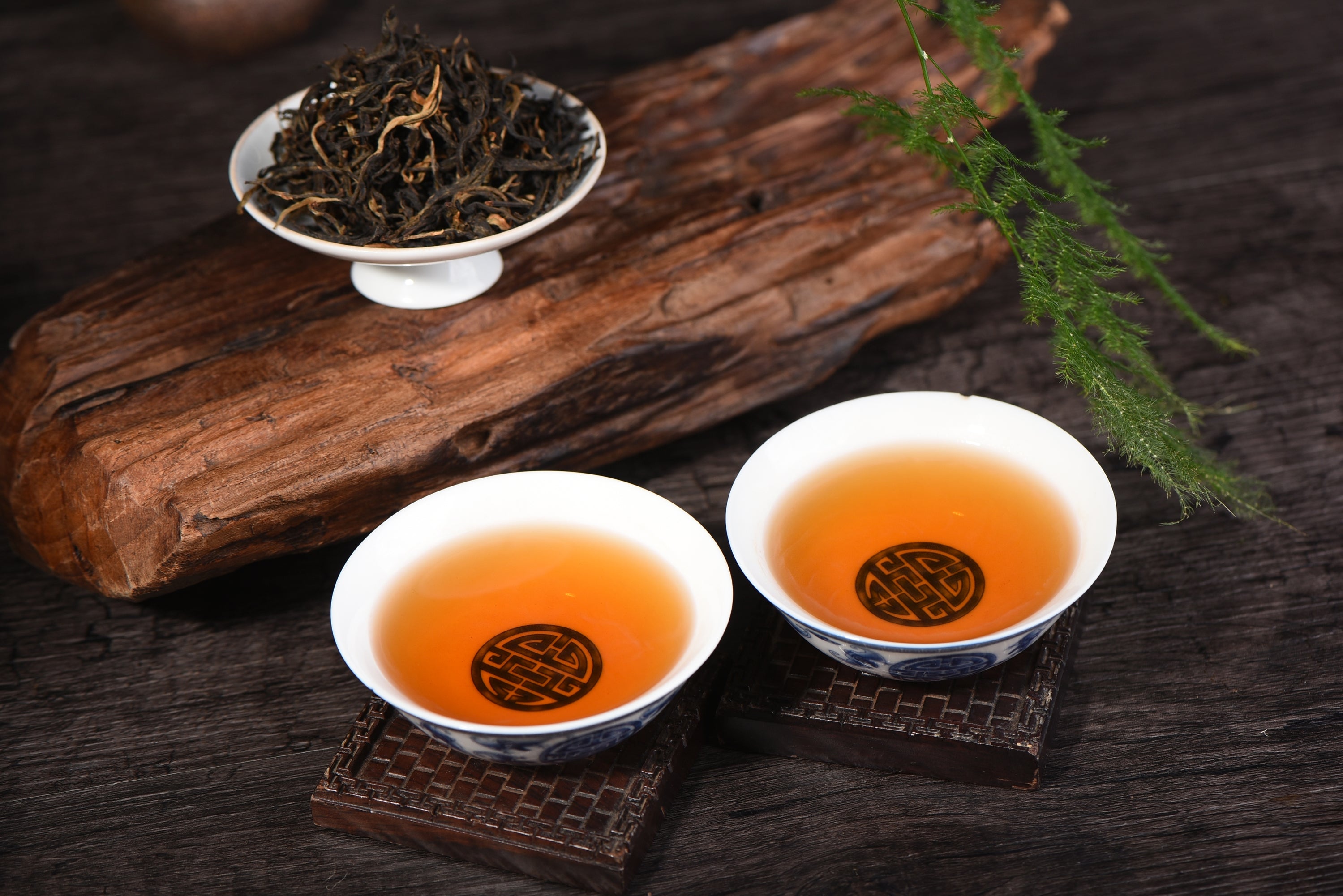 Yunnan "Black Gold" Black Tea Yunnan Sourcing Tea Shop