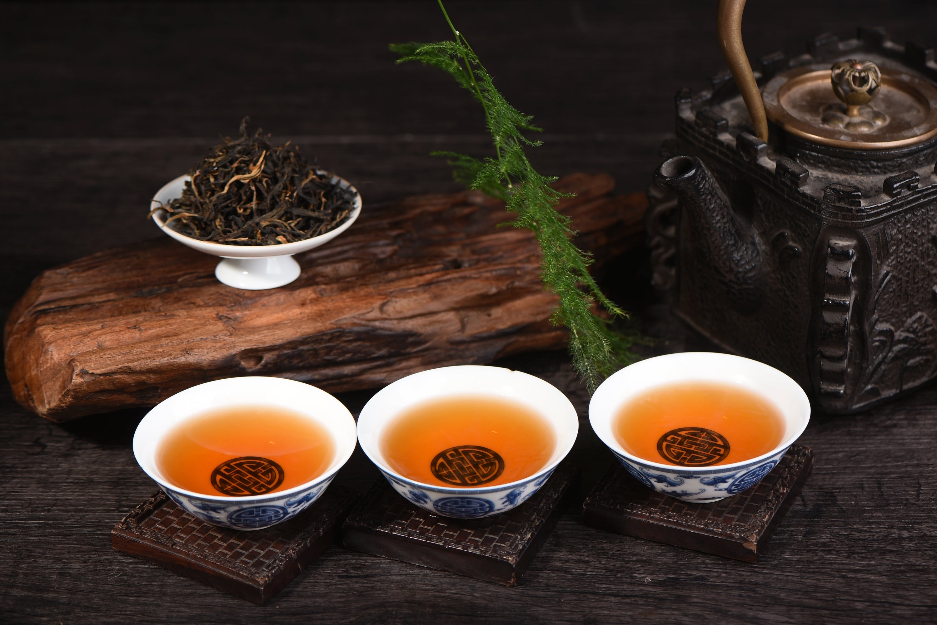 Yunnan "Black Gold" Black Tea Yunnan Sourcing Tea Shop