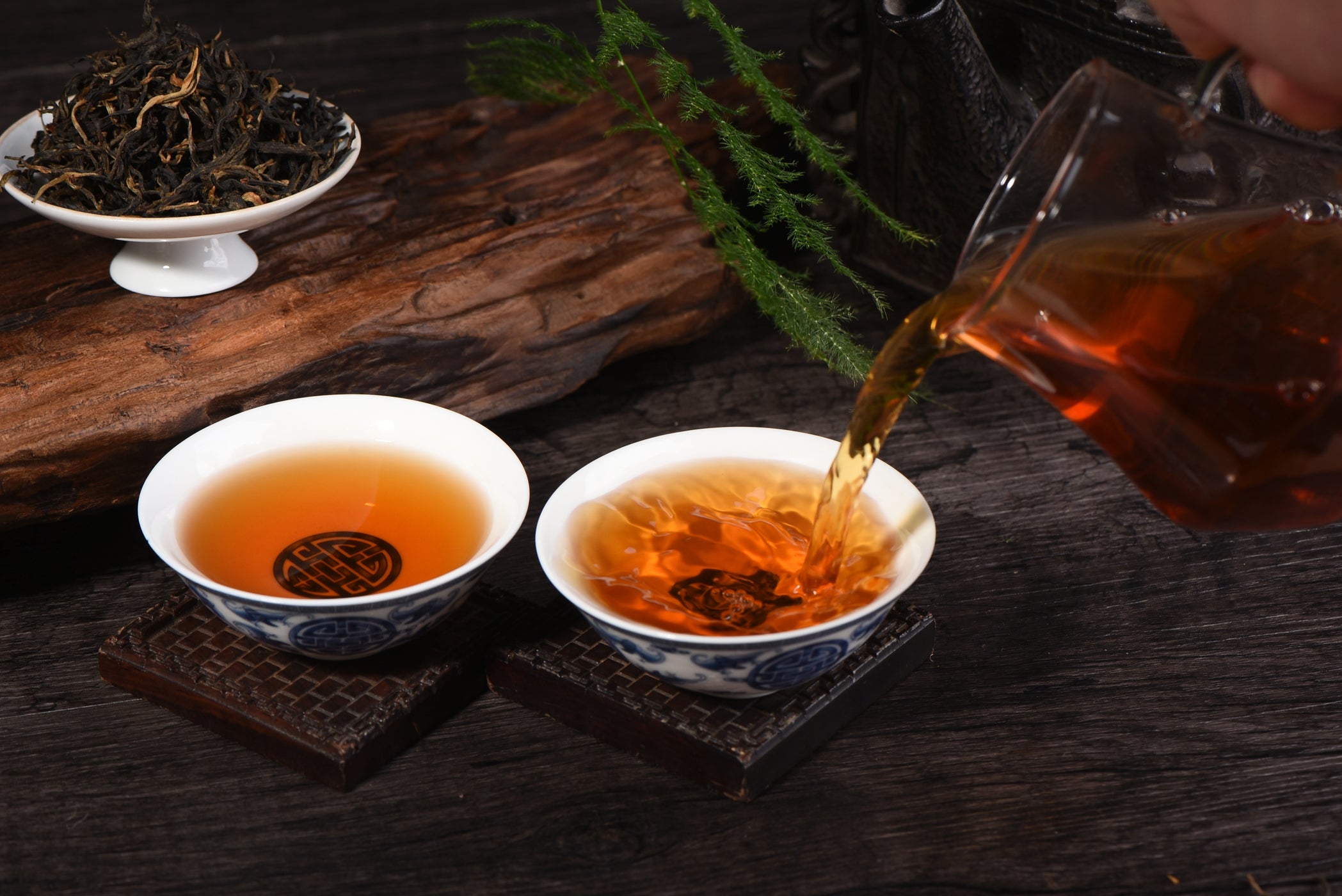 Yunnan "Black Gold" Black Tea Yunnan Sourcing Tea Shop