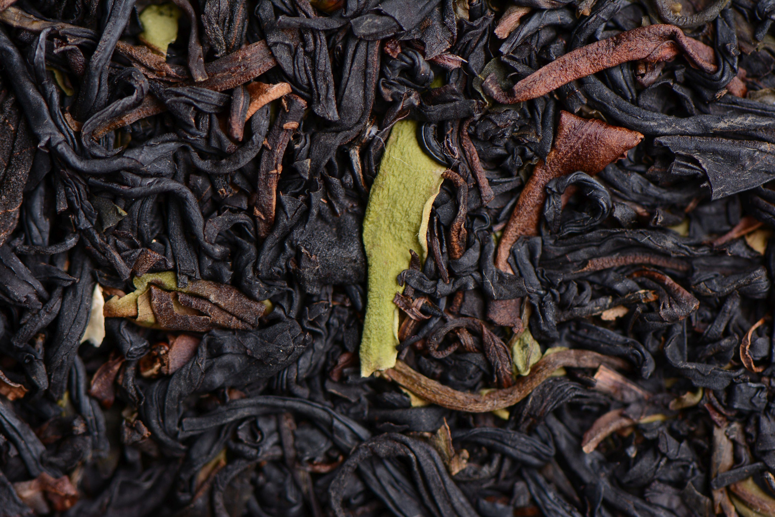 "Purple Voodoo" Purple Black Tea Cake * Spring 2021 — Yunnan Sourcing ...
