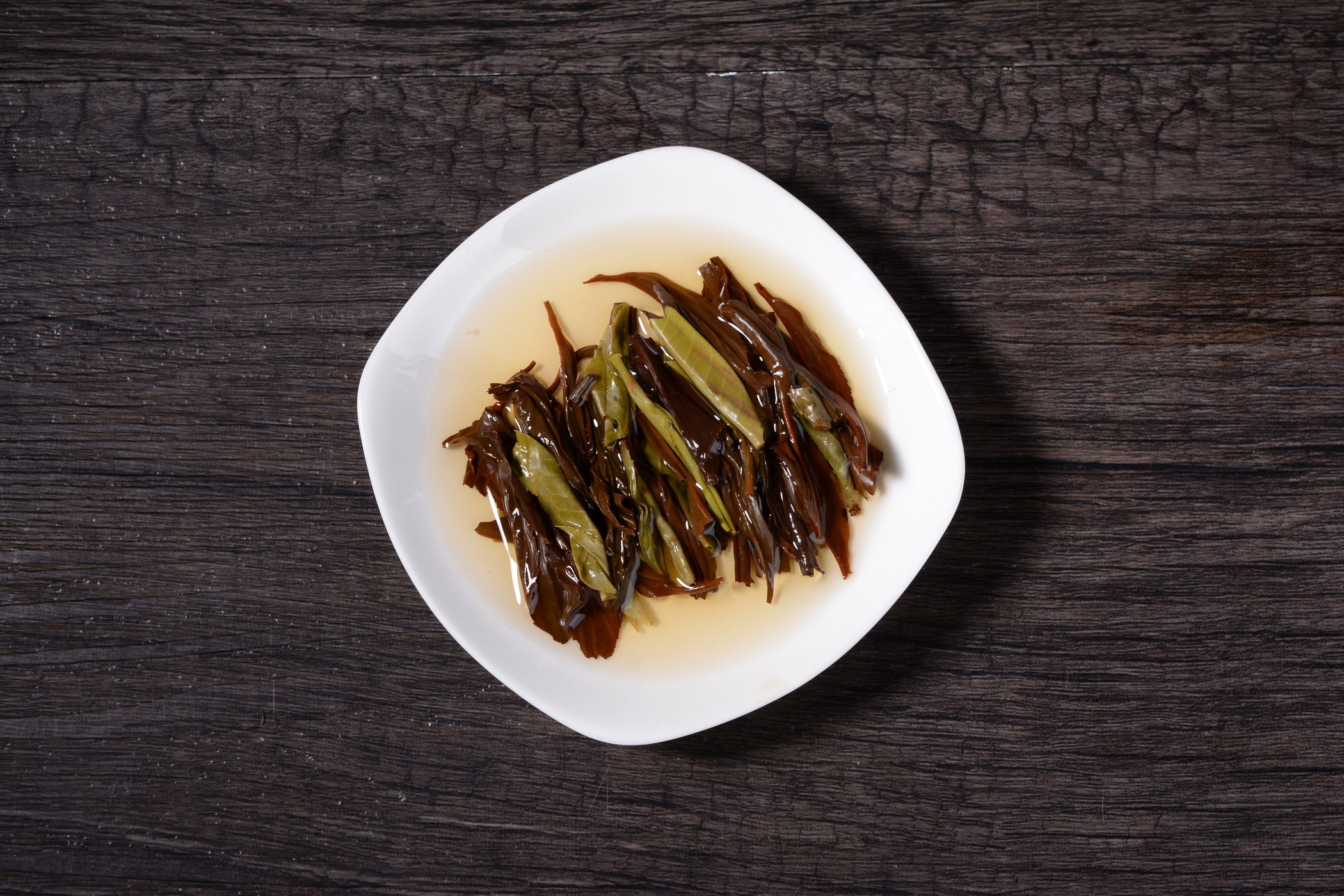 "Purple Voodoo" Purple Black Tea Cake * Spring 2021 — Yunnan Sourcing ...