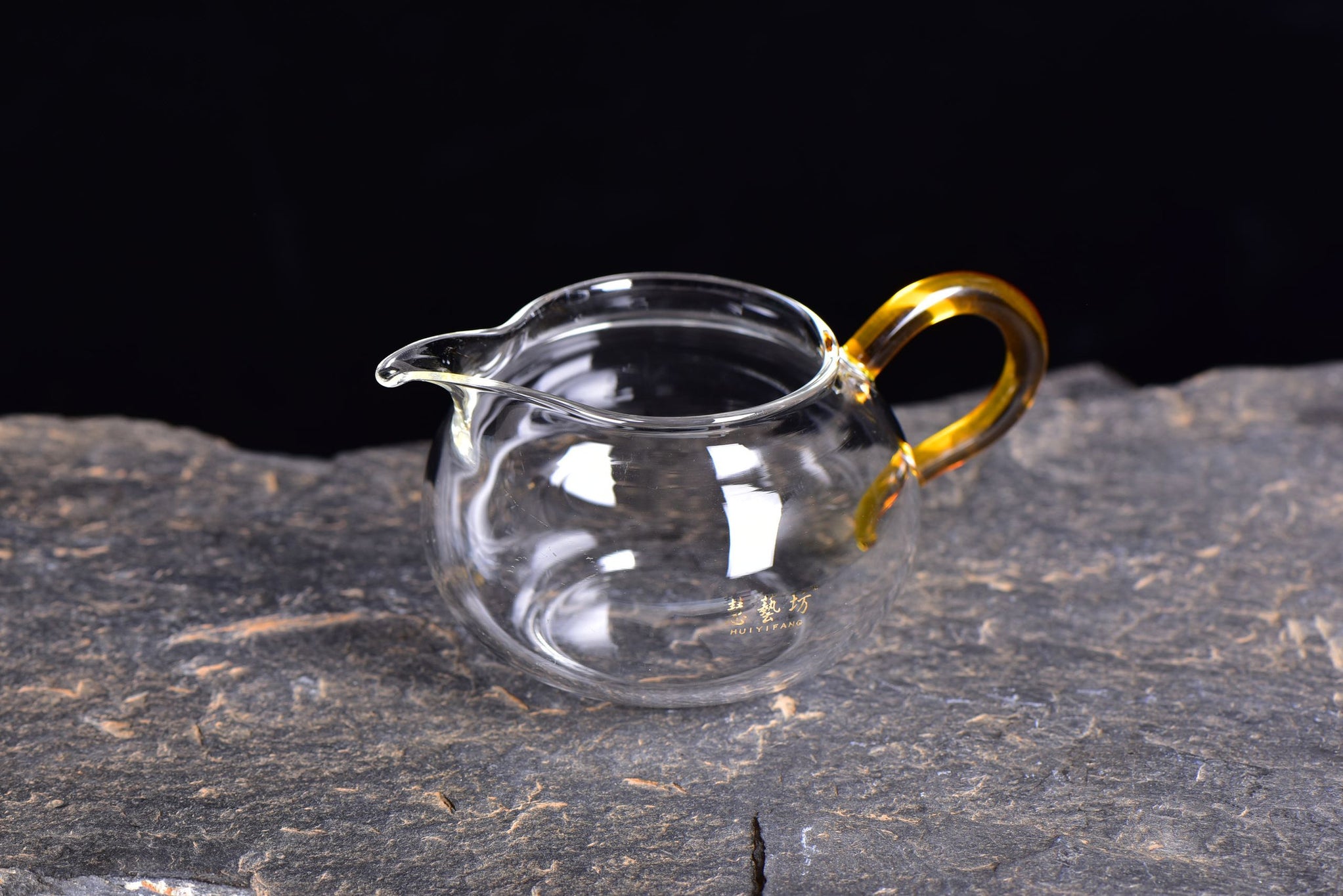 Amber Handle Glass Cha Hai for Gong Fu Cha * 280ml — Yunnan Sourcing ...