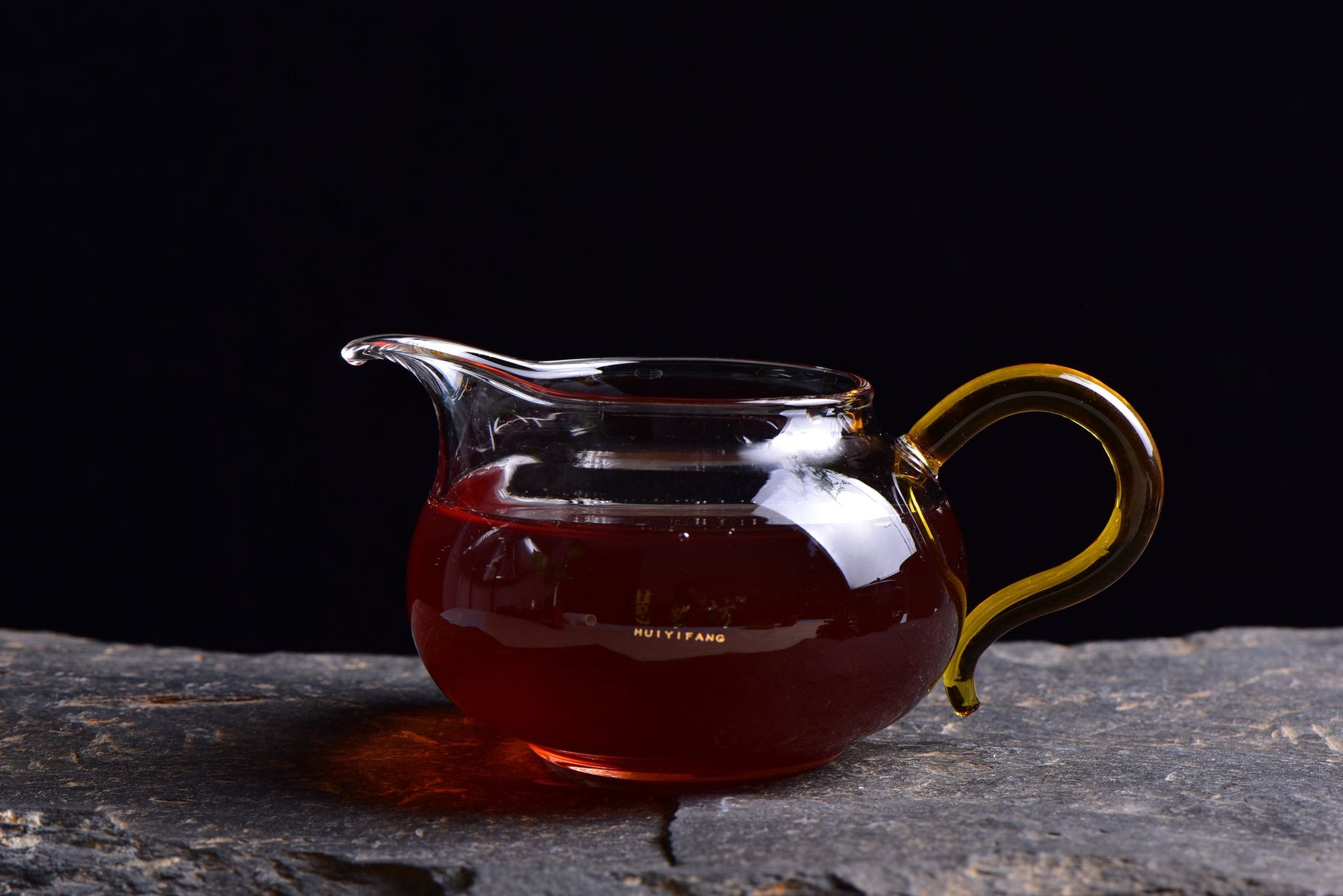 Amber Handle Glass Cha Hai for Gong Fu Cha * 280ml — Yunnan Sourcing ...