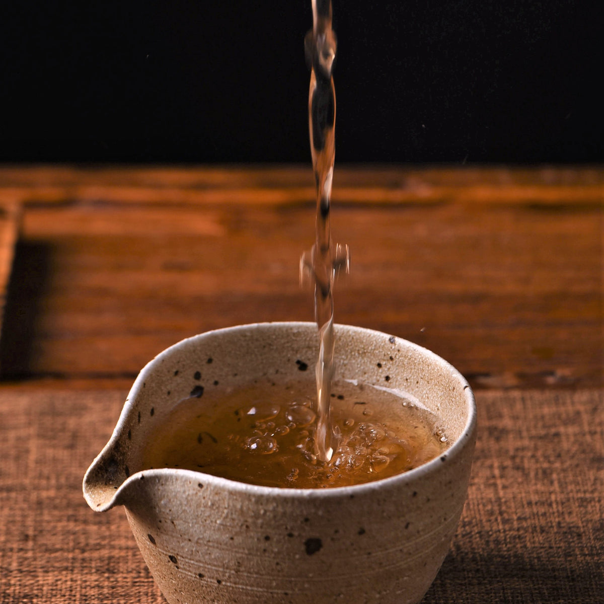 Wood-Fired Kiln Cu Tao Clay Cha Hai Yunnan Sourcing Tea Shop