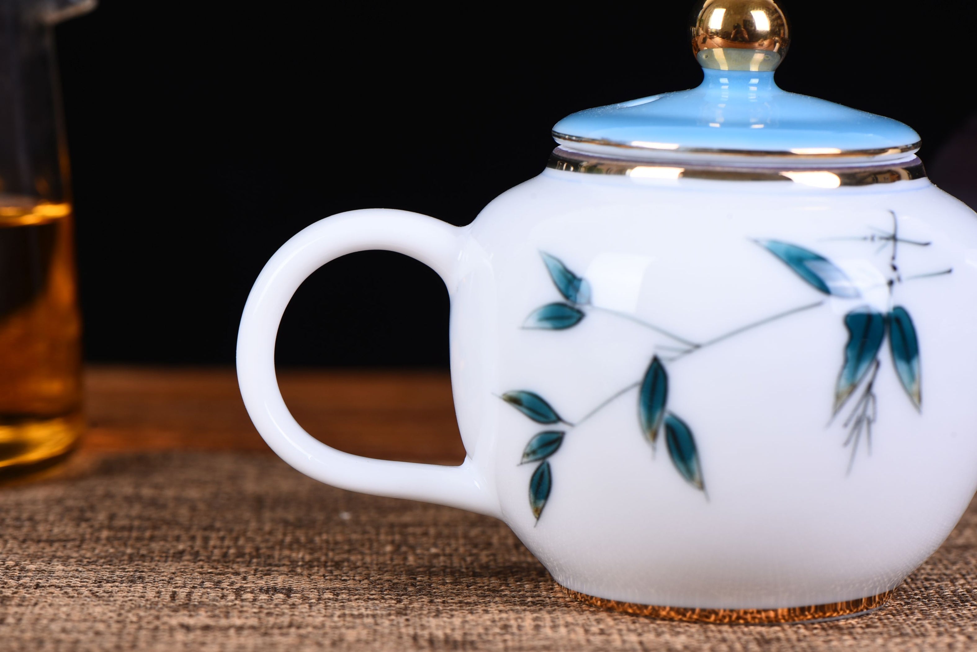 White Porcelain "Blue Bamboo" Hand-Painted Teapot Yunnan Sourcing Tea Shop