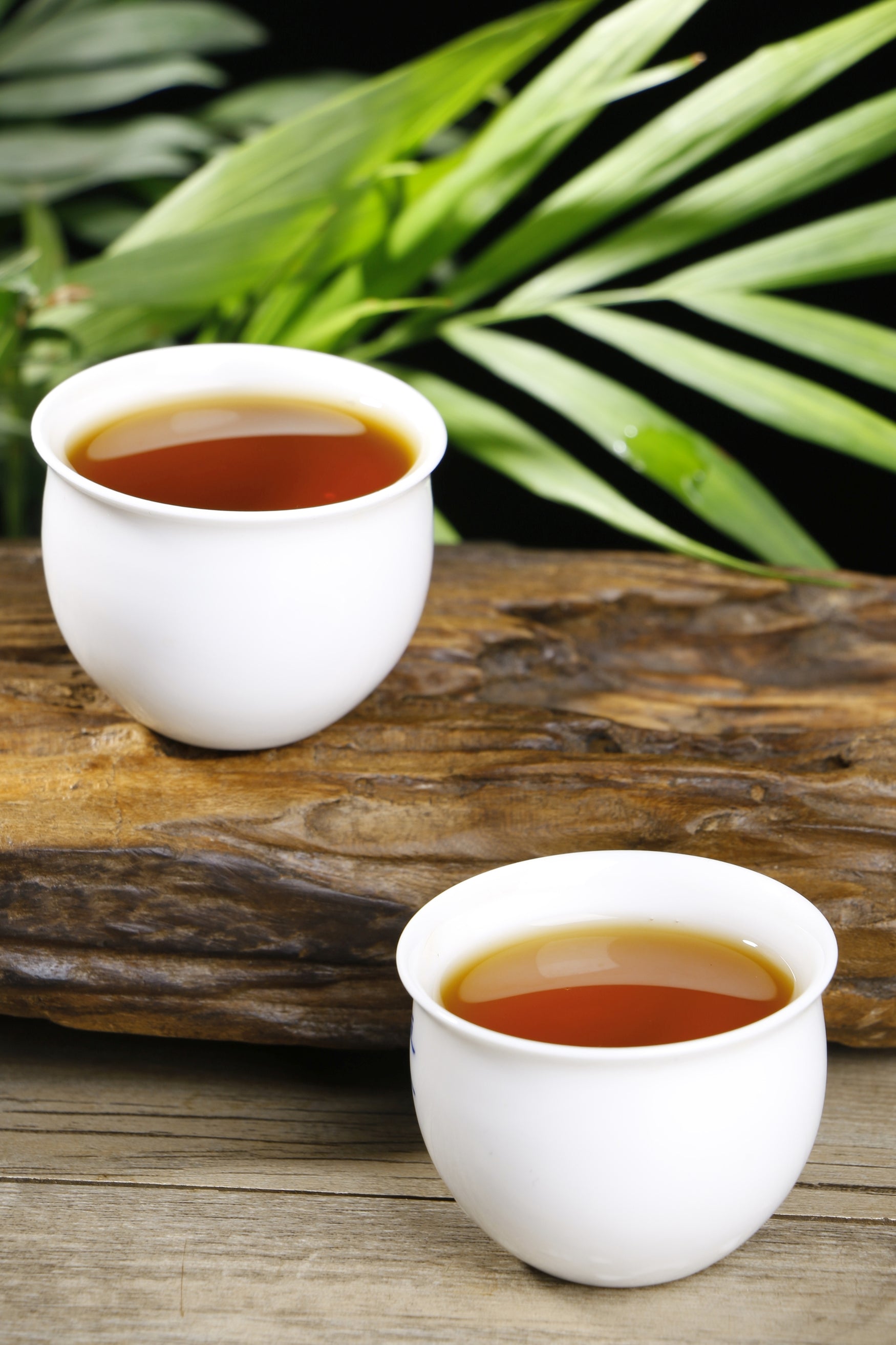 Traditional Process Dian Hong Black Tea of Feng Qing — Yunnan Sourcing ...