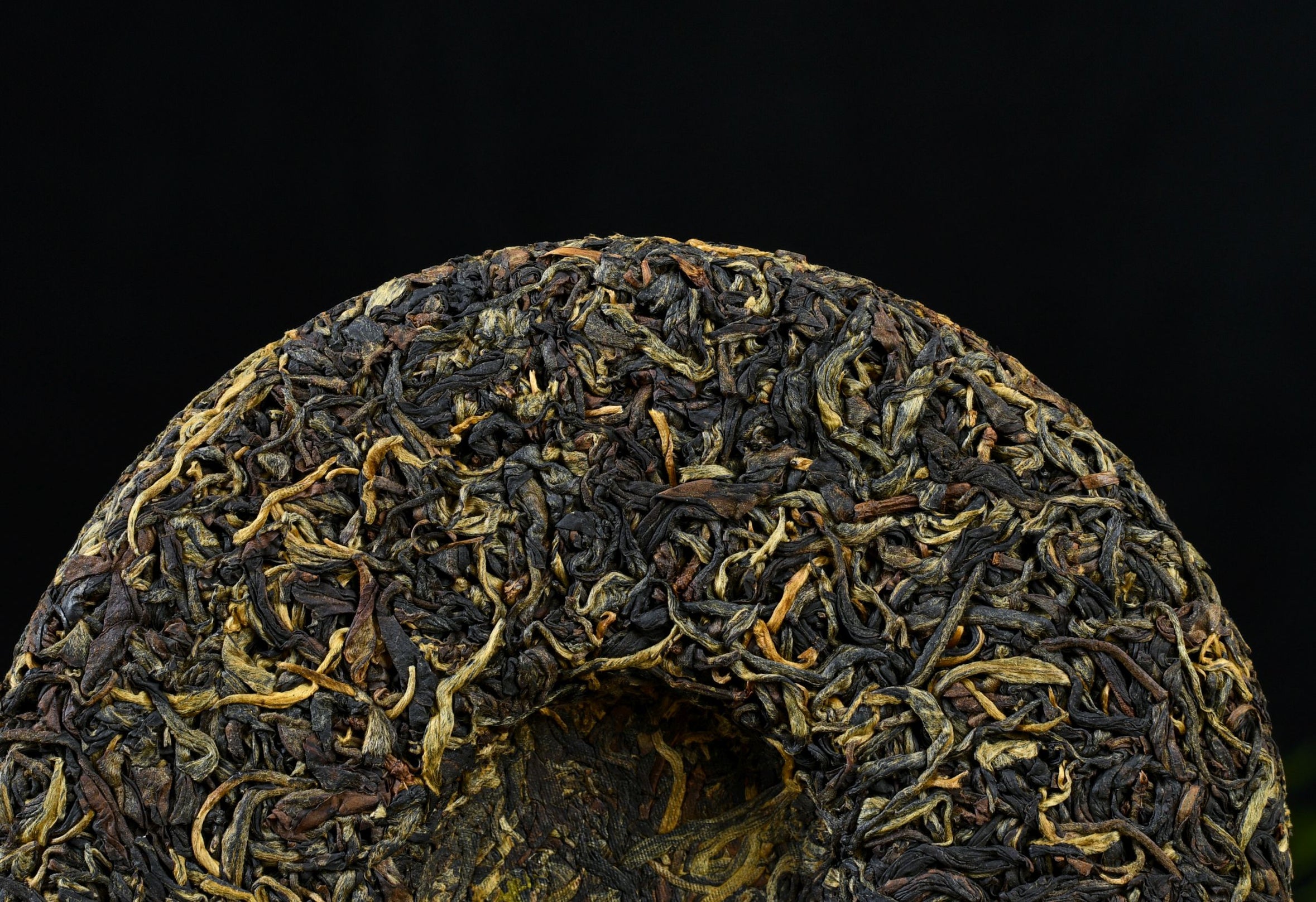 2022 Yunnan Sourcing "Suan Zao Shu" Old Arbor Black Tea Cake Yunnan Sourcing Tea Shop