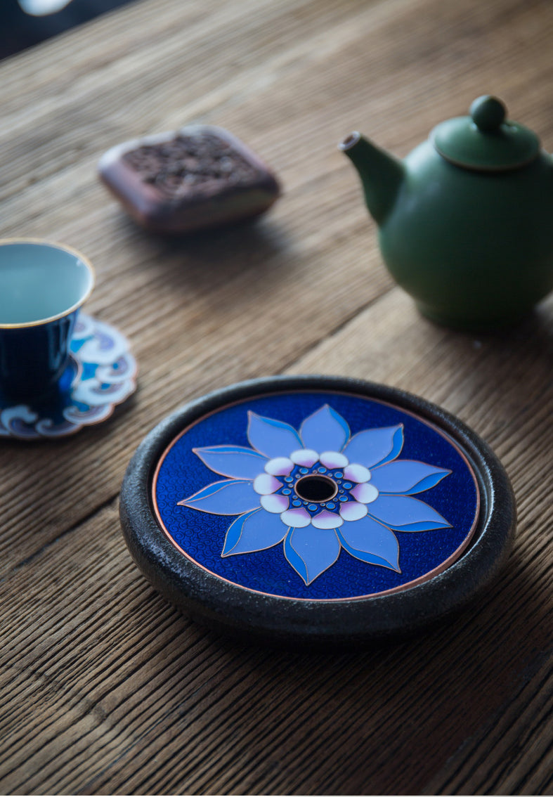Cloisonné and Ceramic Mini Tea Boat Teapot Stand Yunnan Sourcing Tea Shop